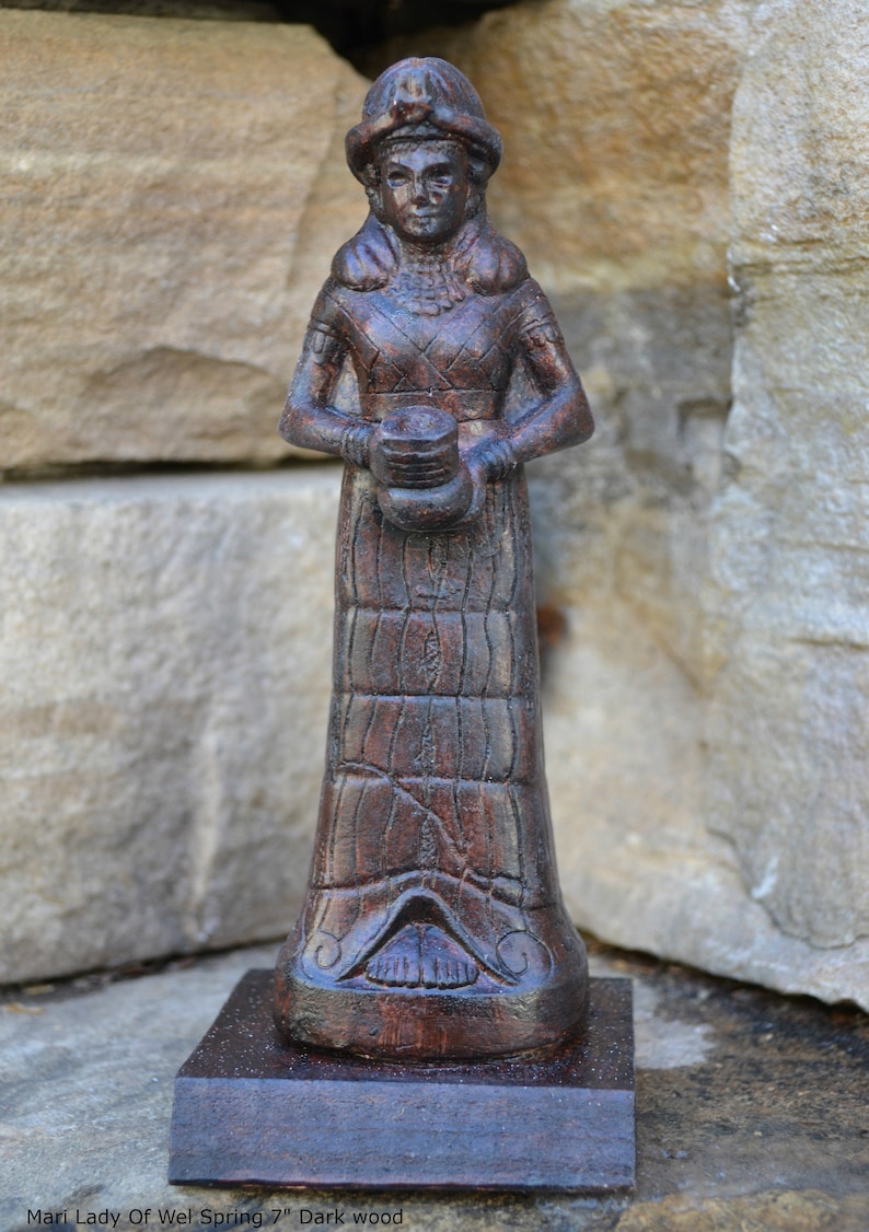 Assyrian Sumerian Goddess Inanna Ishtar Mari Lady of Wel - Etsy