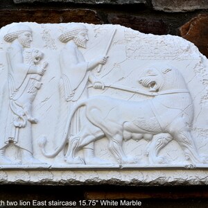 Assyrian Elamites With Two Lion East Staircase Persian Persepolis Art ...