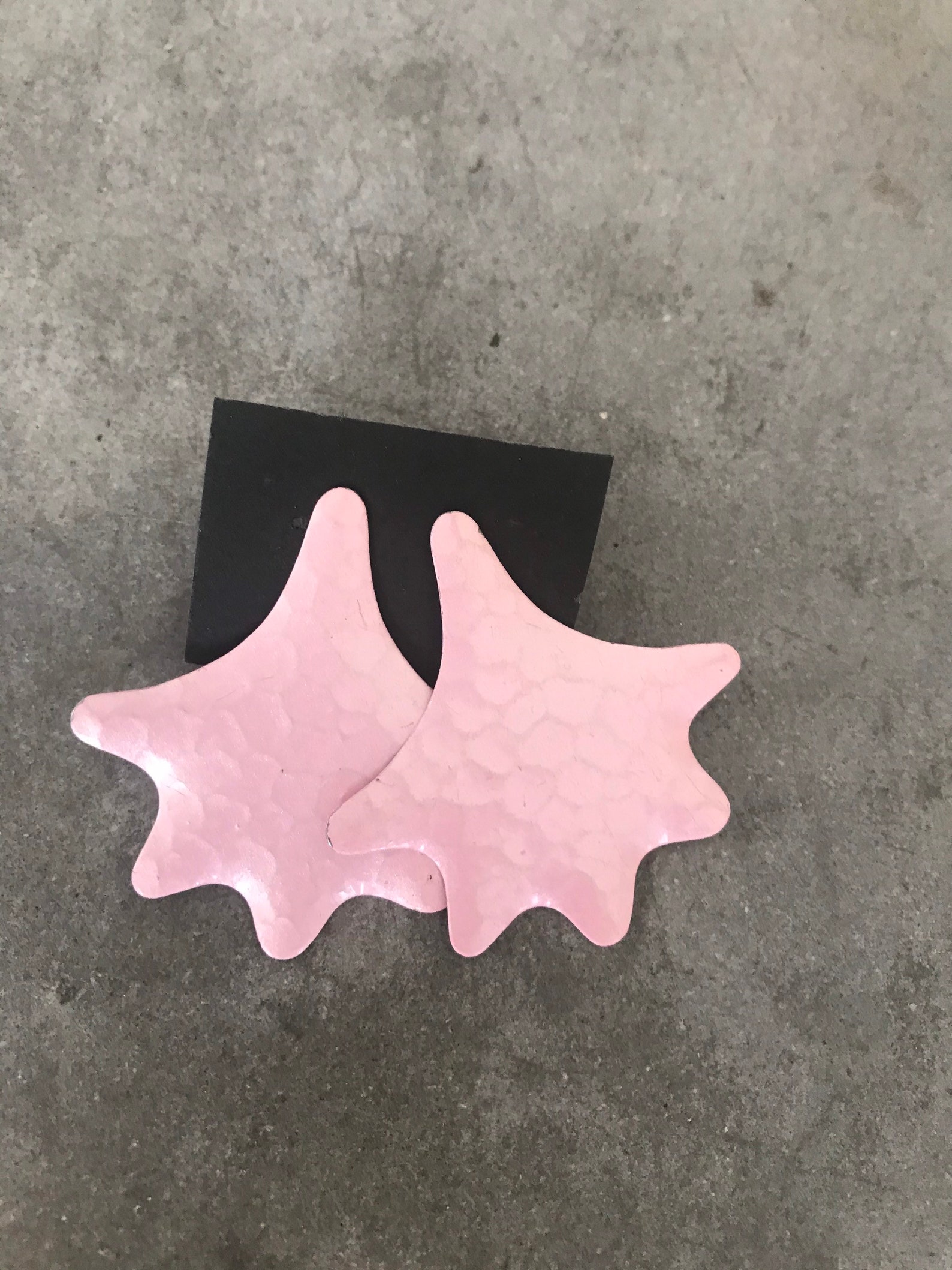 Vintage Pale Barbie Pink Metallic Sea Shell Shape Stud Earrings - Etsy