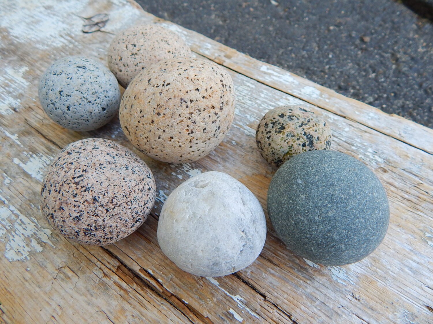 Buttons Sewing & Fiber Beach Stone Pebble Buttons Set of 3 from the ...