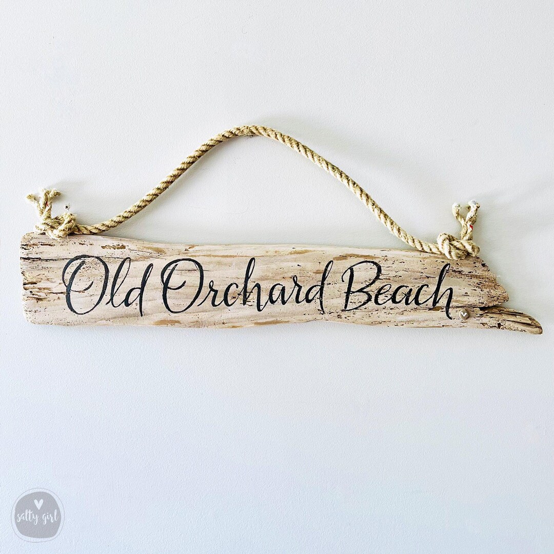 Custom Driftwood Sign With Rope Hanger - Single-line Personalized Sign ...