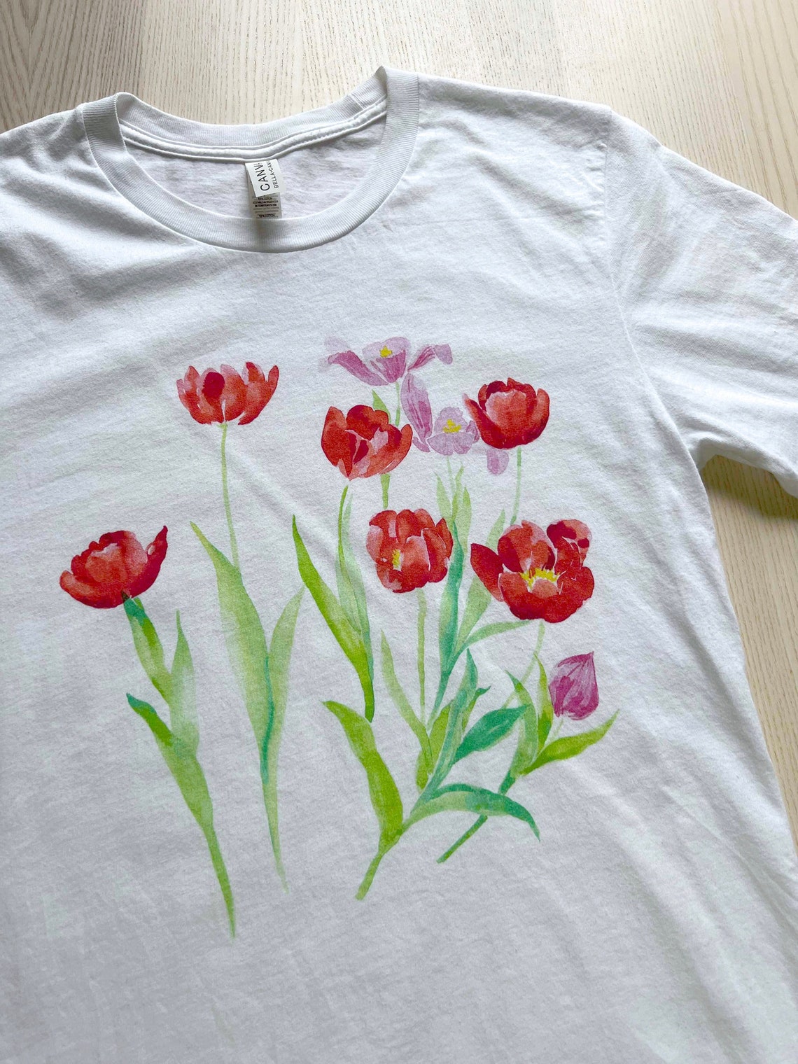 Tulip T-shirt. Summer Shirts for Women. Everyday Tshirt. Flower Shirt ...