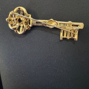 Trifari Key Brooch Alfred Philippe Gold Vermeil 1940s See Description ...