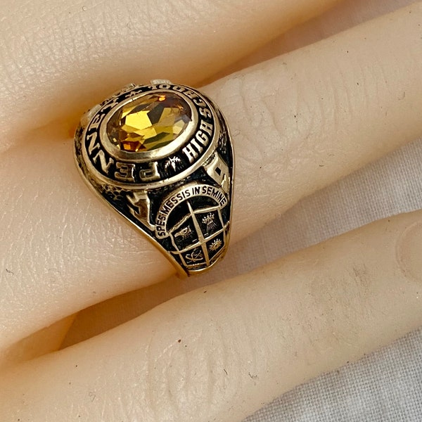 Class Ring - Etsy