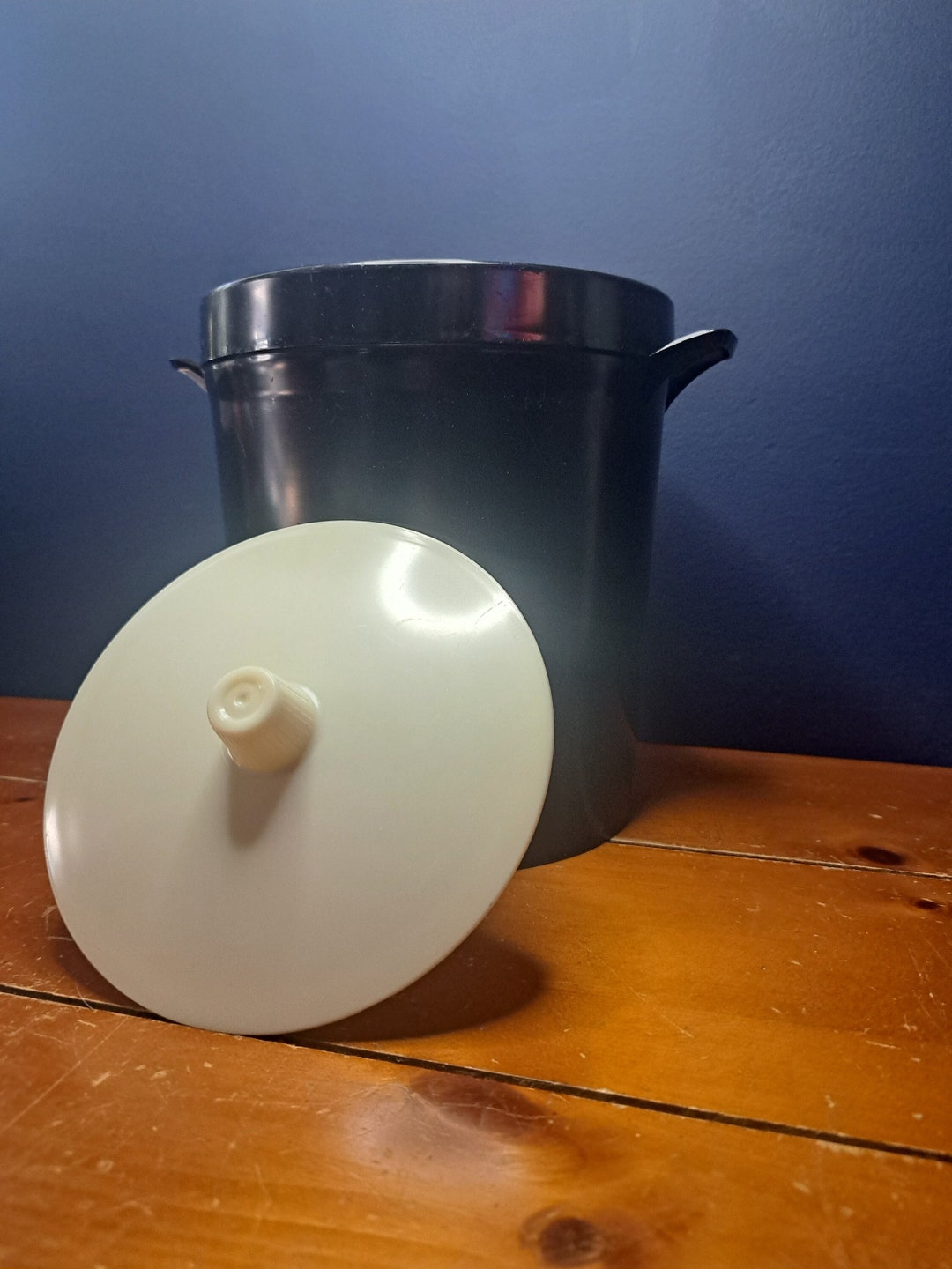 Vintage MCM Beacon Plastics Black and White Ice Bucket, Great Mid ...