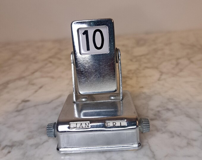 Vintage Perpetual Flip Desk Calendar, Vintage Silver Desk Calendar ...