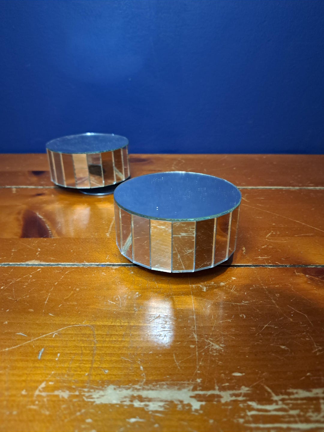 Vintage 1980s Hollywood Glam Mirrored Musical Pedestal Music Box, Disco ...