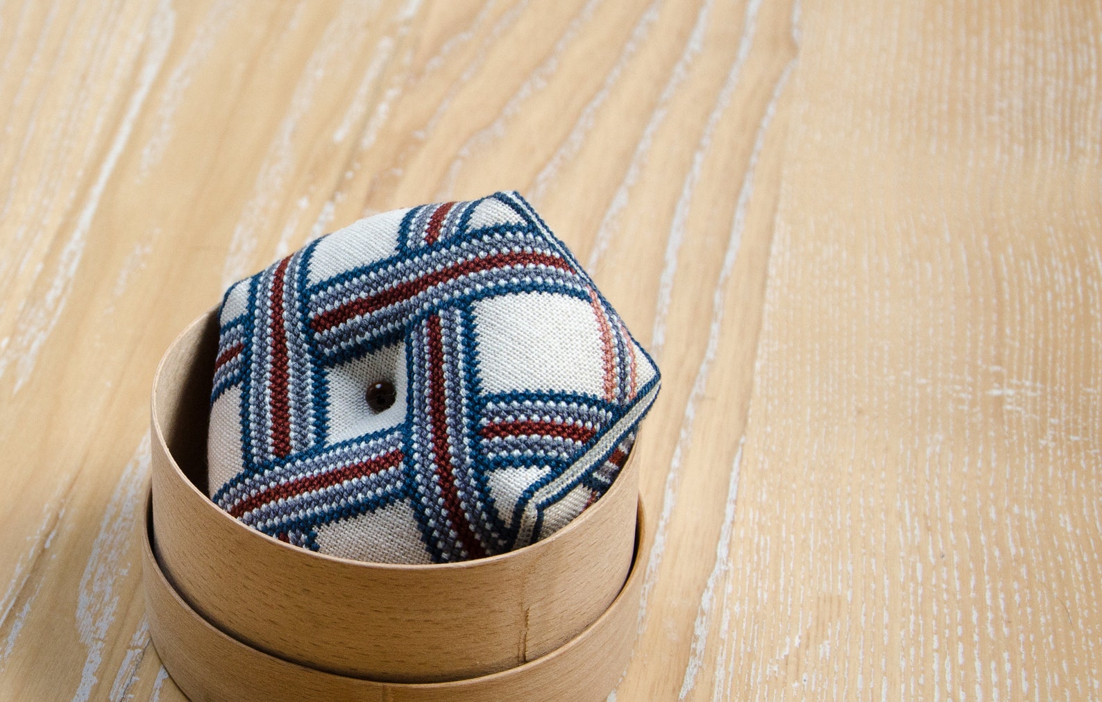 Weaved Ribbons Biscornu - PDF CHART Cross Stitch Pattern / Biscornu ...