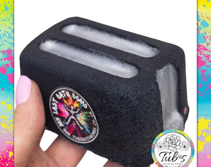 Toaster Bath Bomb “bleeds” Red in the Water - Etsy