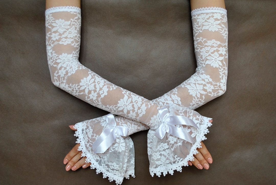 Elegant Evening Lace White Gloves Wedding Victorian Burlesque Glamour ...