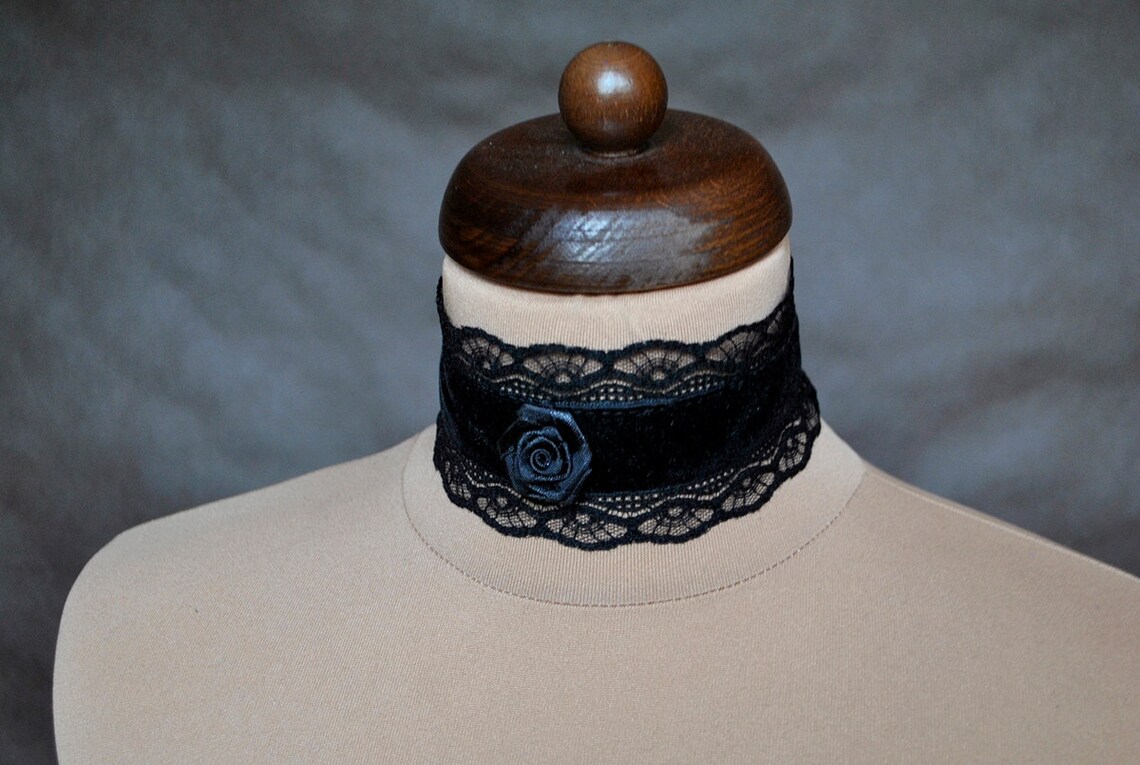 Choker Elegant GOTHIC VAMPIRE Glamour Necklace Black Velvet - Etsy