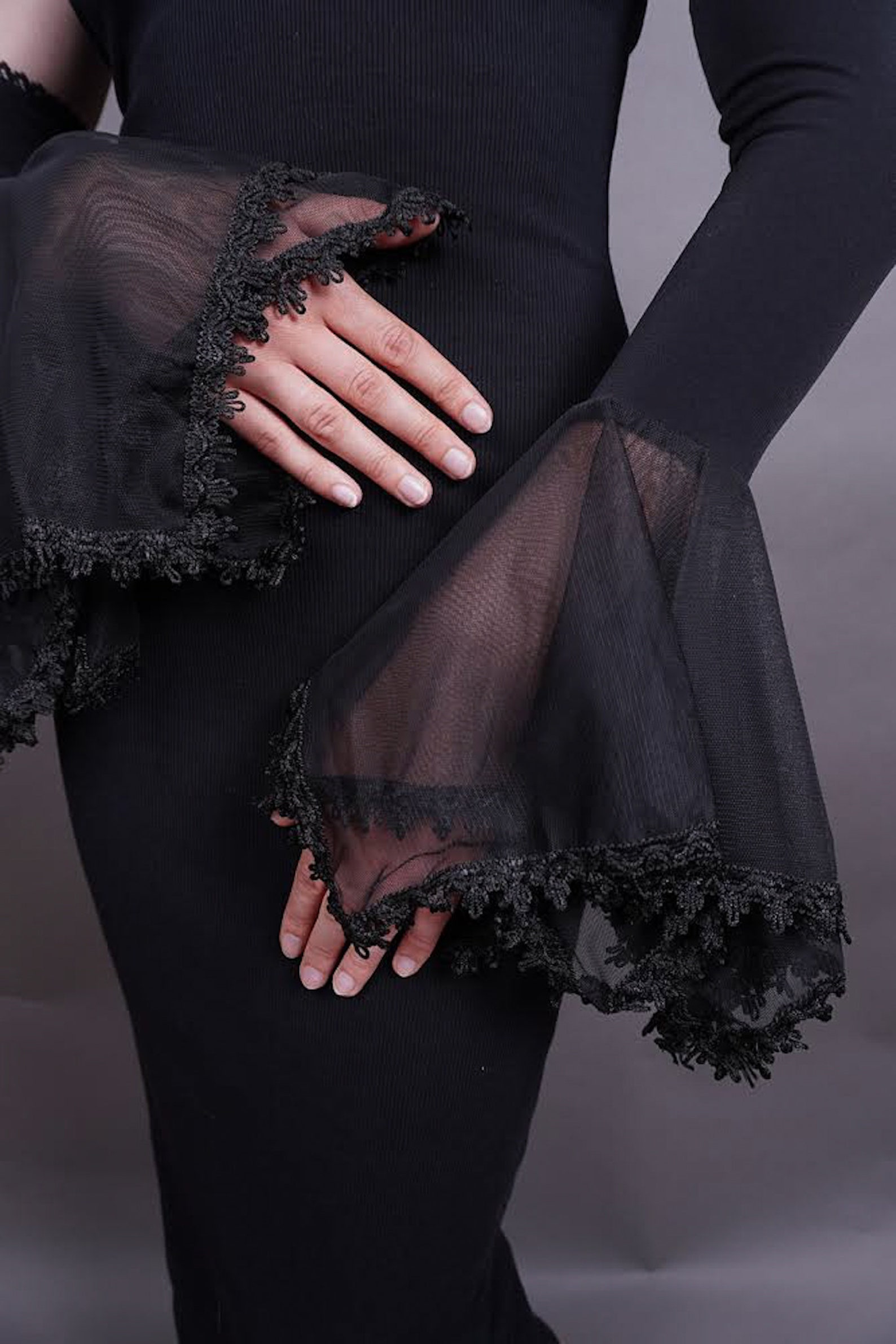 Elegant GOTHIC VAMPIRE Costume Victorian Evening Glones Glamour Long ...