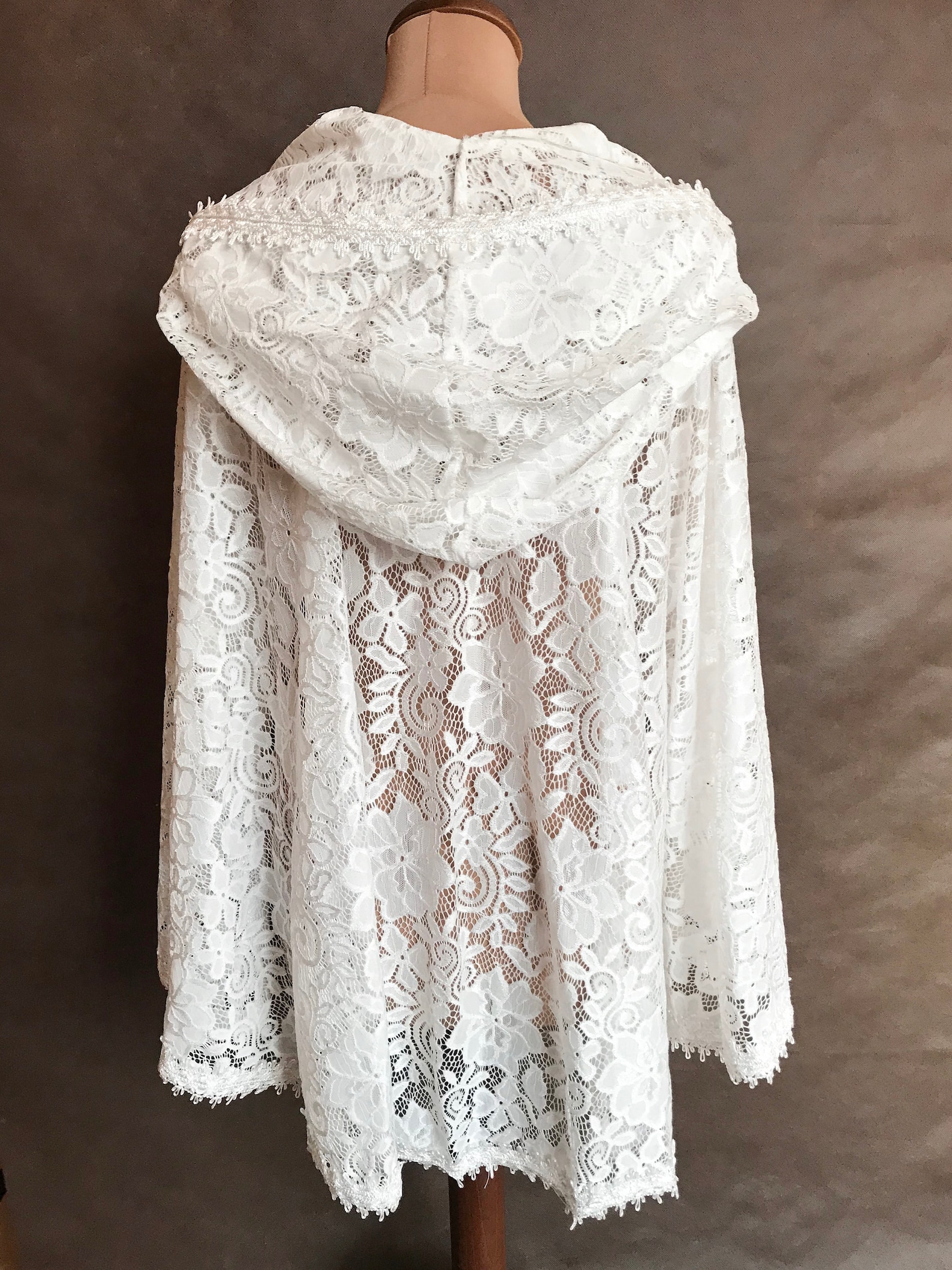 Romantic Bridal Ivory Cape With Bigbig Hood Prom Goes to - Etsy