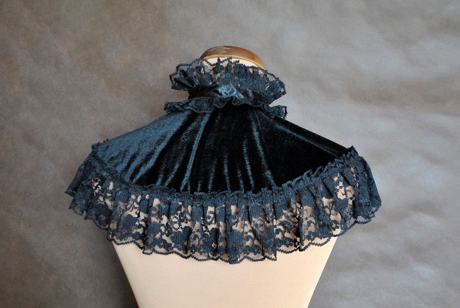 Gothic Victorian Vampire Elegant Burlesque Lolita Black LACE CAPE Black ...