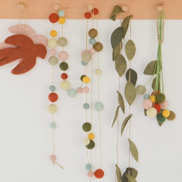 Wool Garland - Etsy