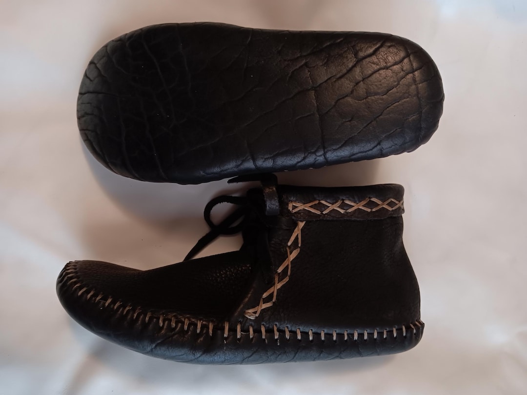 Buffalo Hide Moccasins-hand Stitched (with or Without Fringe) - Etsy