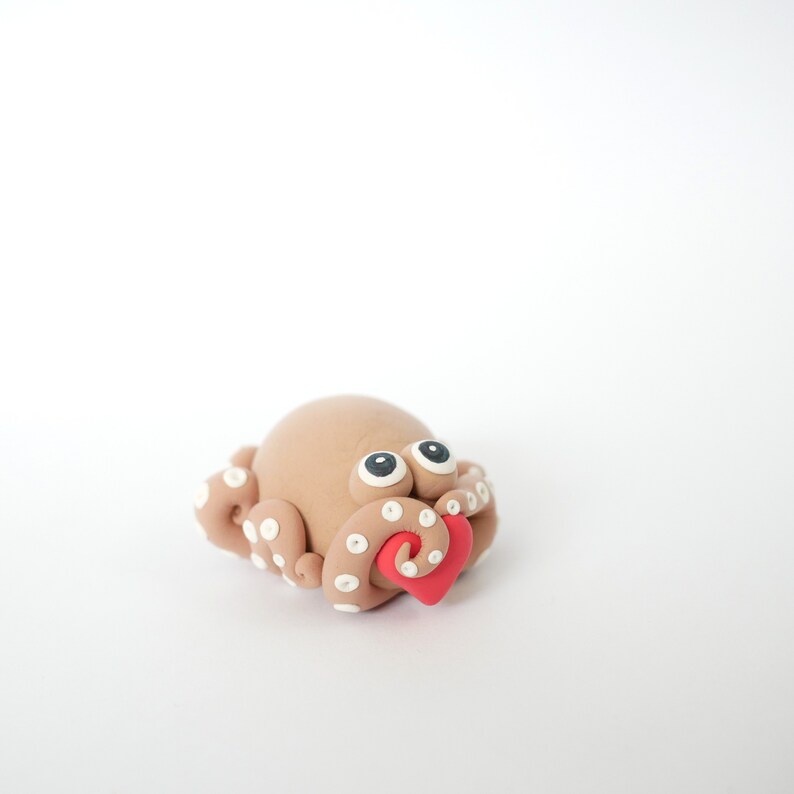 Valentine's Day Octopus Holding Heart Totem Ornament | Etsy