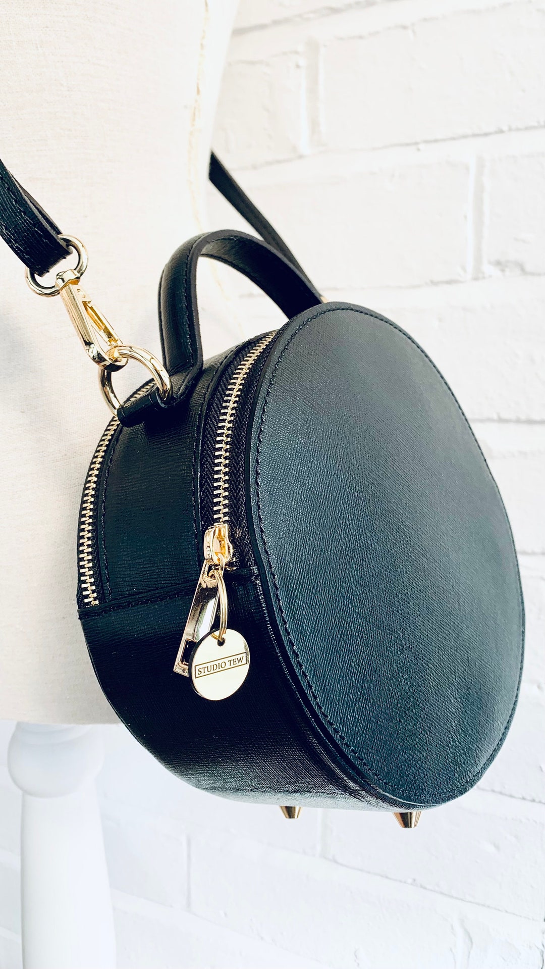 Black Round Leather Grab Bag, Circular Bag, Leather Crossbody Bag ...