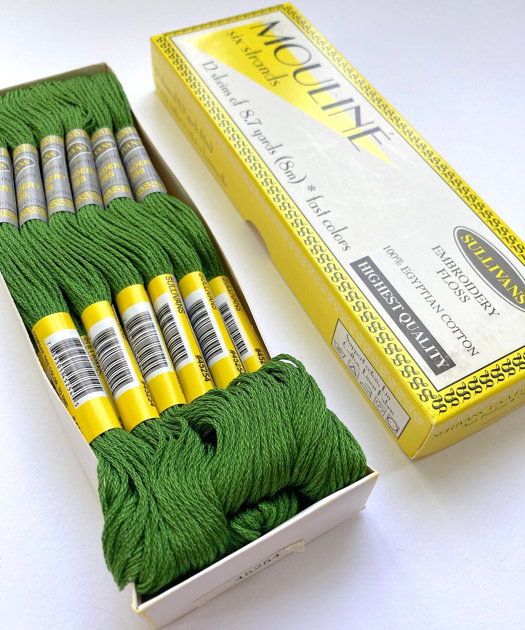 Sullivans 12 Pack Embroidery Floss Color 451254 Dark Parrot Green ...