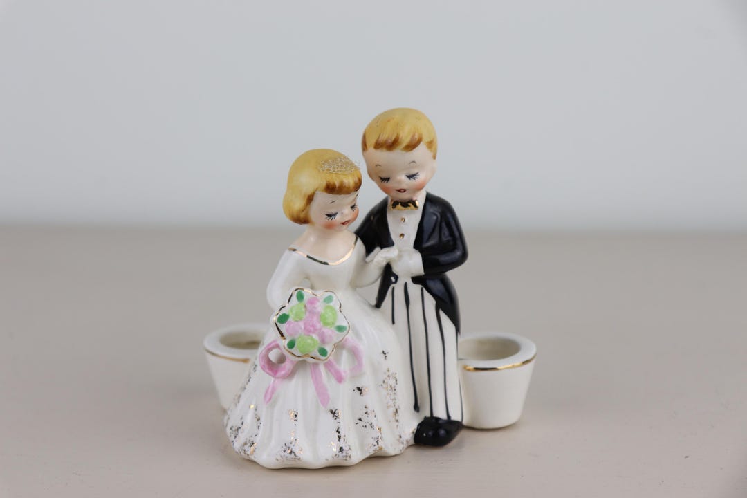 Vintage Bride and Groom Figurine / Candleholder / Cake Topper, 1958 - Etsy