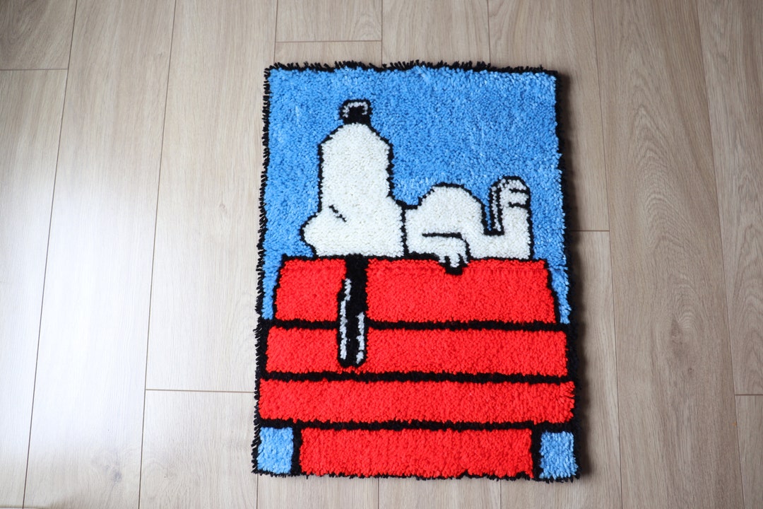 Vintage Snoopy Latch Hook Wall Hanging - 26 X 20 - Etsy