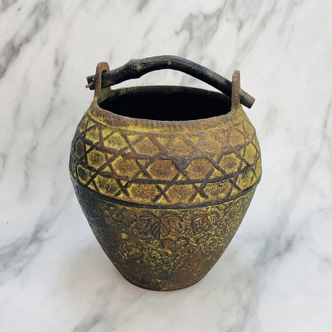 VINTAGE 1900's Japanese Cast Iron Hanging Pot; Antique ? Asian Garden ...