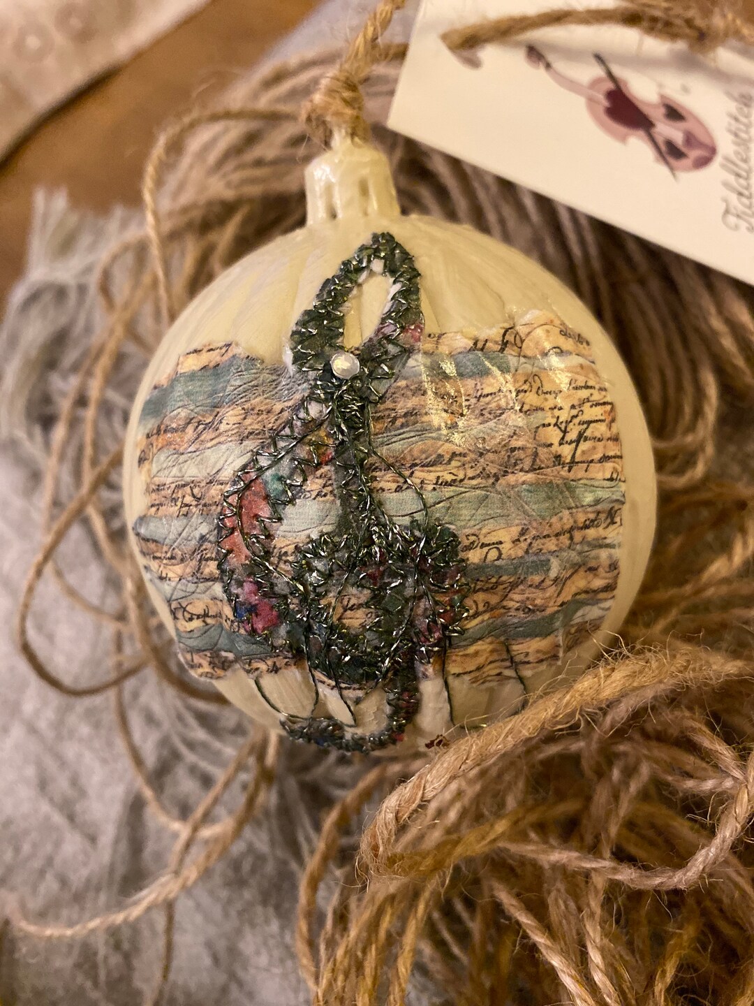 Fiddlestitch Christmas Treble Clef Bauble. Treble Clef. - Etsy