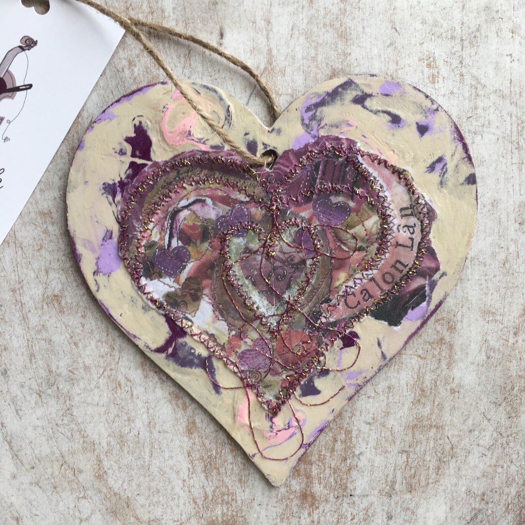 Fiddlestitch Welsh Gift, Calon Lân Heart, Wooden Heart Keepsake. - Etsy UK