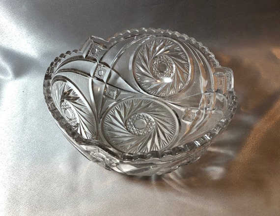 Vintage Pressed Glass Bowl Starburst and Diamond Pattern With | Etsy