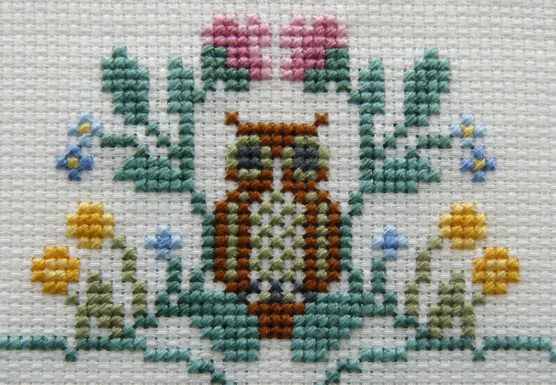 CSM 600 Family Tree Cross Stitch Sampler Kit | Etsy UK