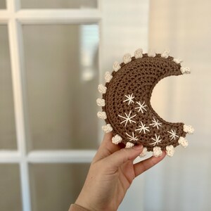 Moon Rattle / Crescent Moon Rattle / Crochet Baby Rattle / Crochet Baby ...