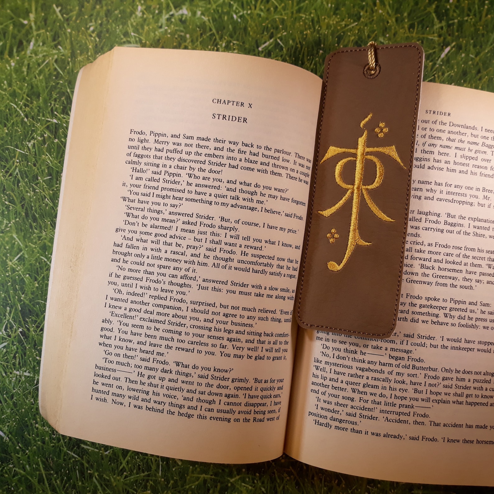 Tolkien Embroidered Bookmark // Lord Rings Middle Earth - Etsy