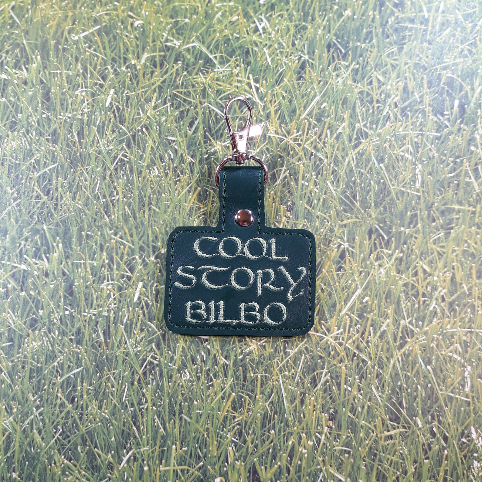 Middle Earth Key Fob // Keychain // Bag Tag // Tolkien Leaf - Etsy