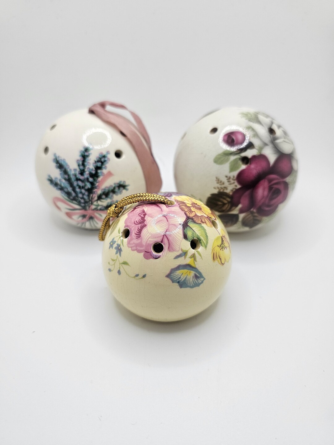 Vintage Ceramic Pomander X 3 Sallie Robinson, Aidees, Moray. - Etsy