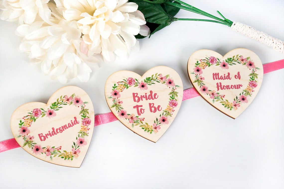 Heart shaped printed badges perfect for Hen or bridal parties | Etsy