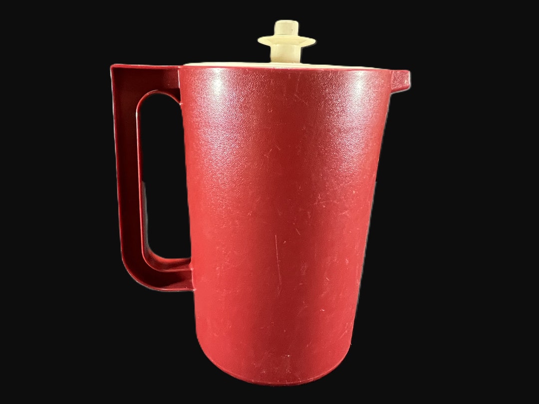 Vintage Tupperware Pitcher, Push Button Lid - 2 Quart, Brick Red ...