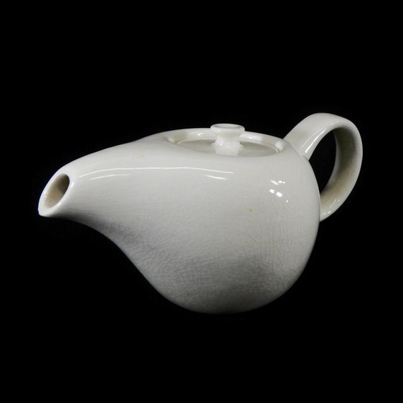 Vintage Russel Wright Teapot White Crazing American | Etsy