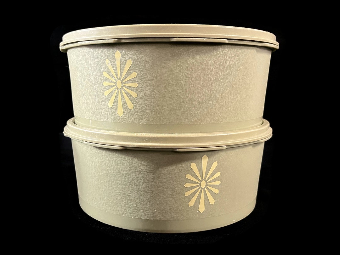 Vintage Set of 2 Tupperware Canisters, Lids Avocado/olive Green, 1204 ...
