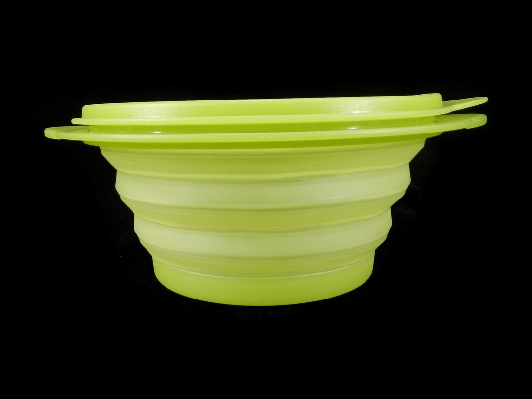 Vintage Tupperware Flat Out Collapsible Bowl, Lid - #5452A, Lime Green ...