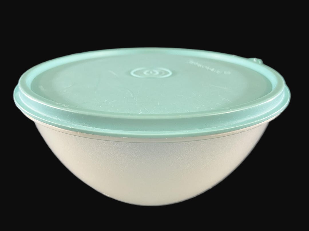 Vintage Tupperware Wonderlier Bowl, Lid - Sheer Ice, Light Blue Lid ...
