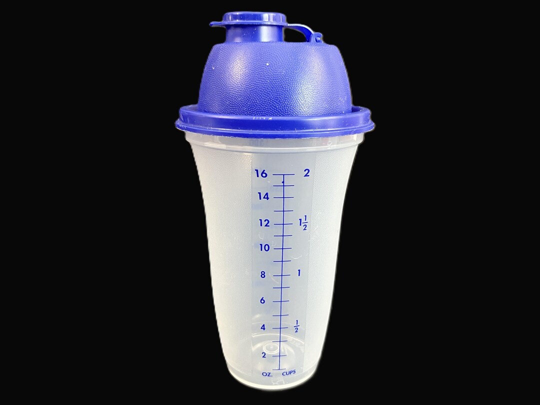 Vintage Tupperware Quick Shake Container - Blue, Sheer, 844, 845 ...