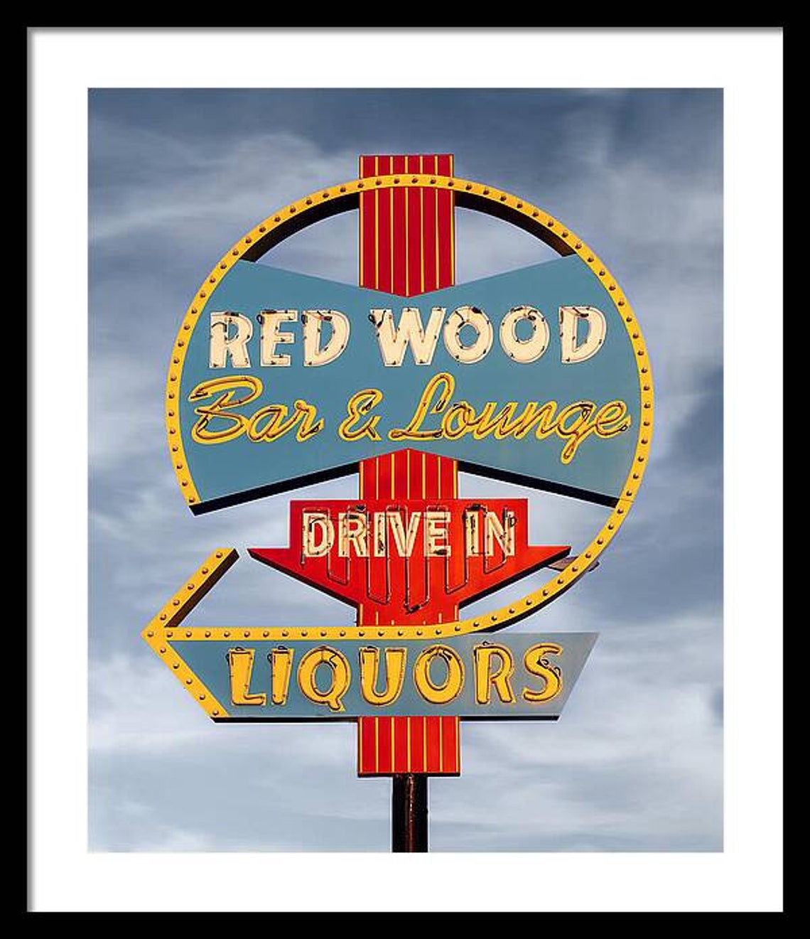 Red Wood Bar Lounge Drive in Liquors | Retro Roadside | Vintage Neon ...