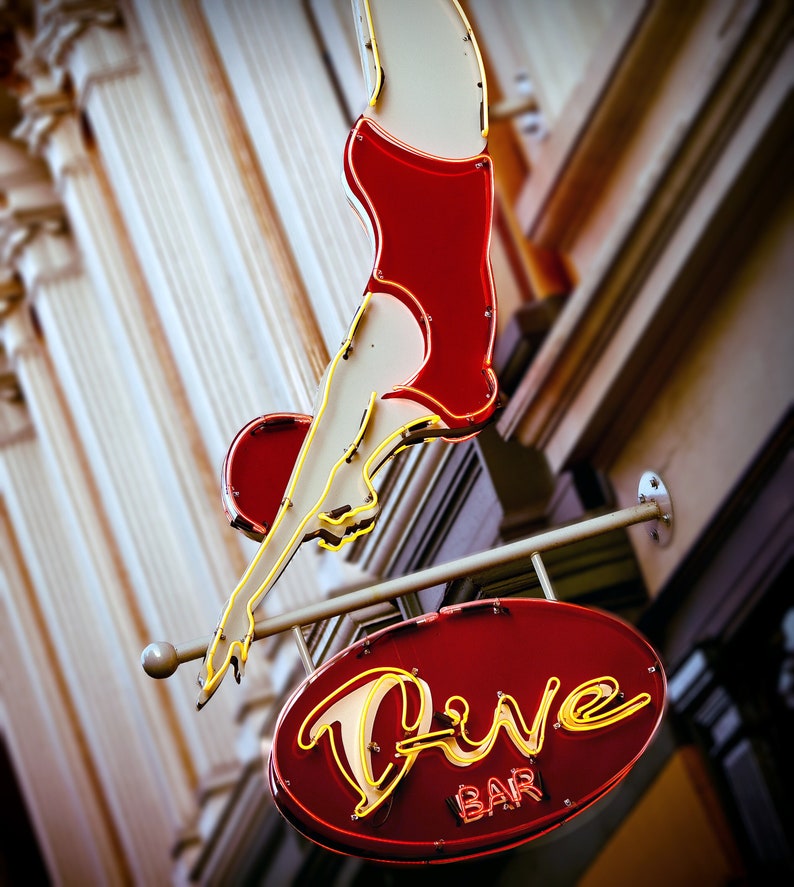 Dive Bar, Retro,vintage, Neon Sign, Diving Girl, San Jose, California ...