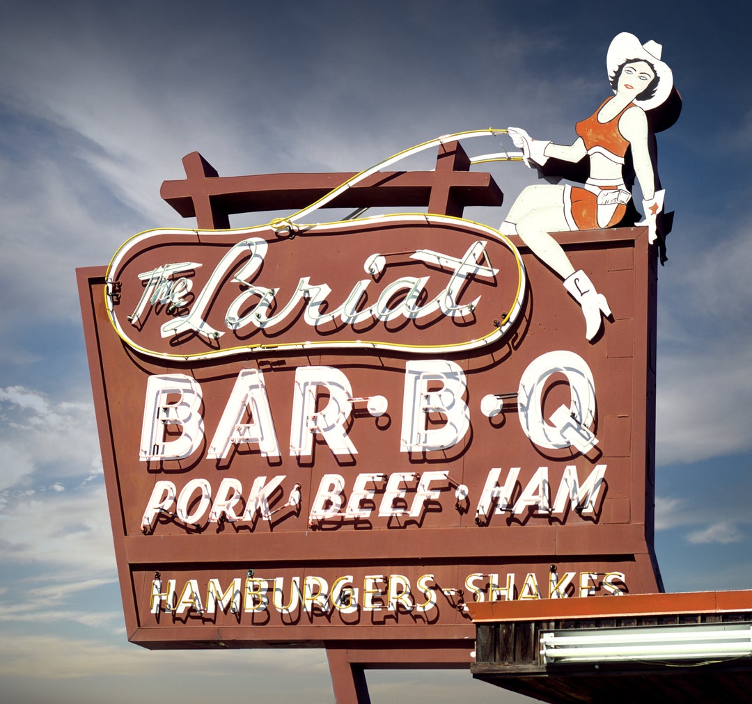 The Lariat BBQ Neon Sign Print: Retro Roadside Diner Art - Etsy