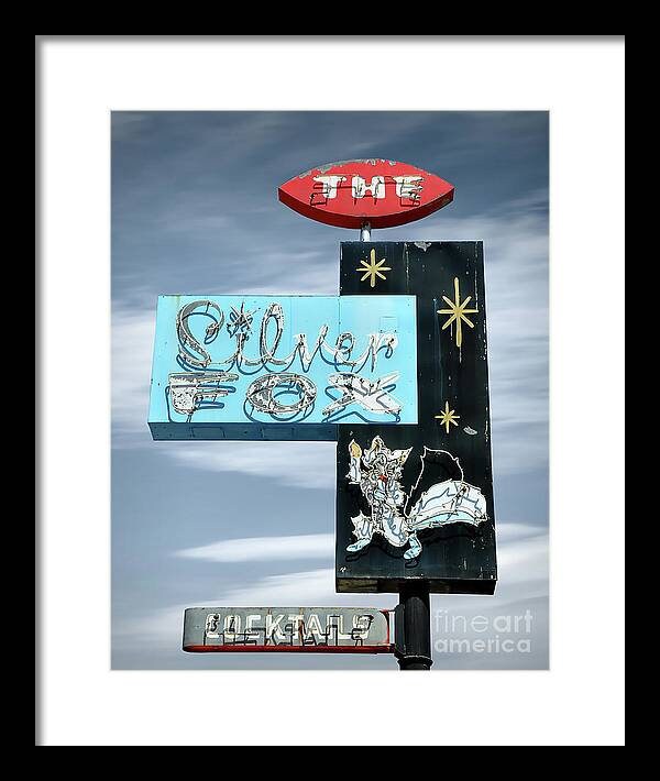 The Silver Fox Bar Bar Retro Roadside Diner Restaurant Vintage Neon ...