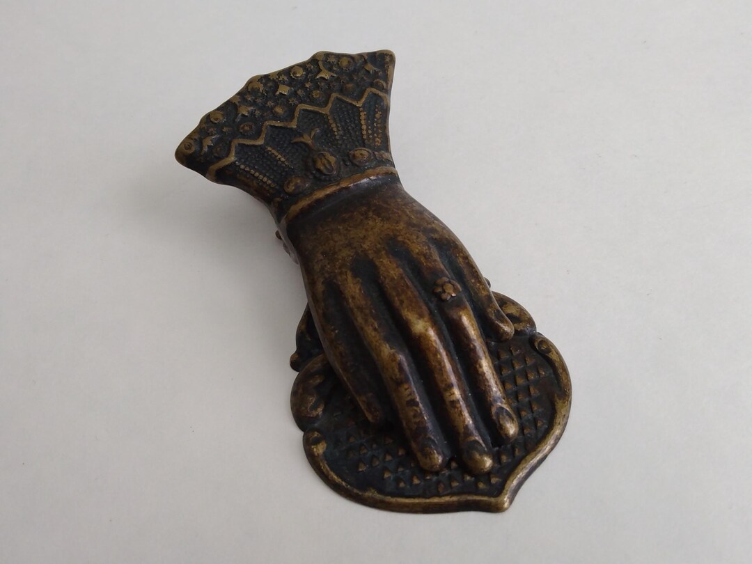 Vintage Brass Hand Clip Wall Haning / Victorian Lady Hand Paper Clip - Etsy