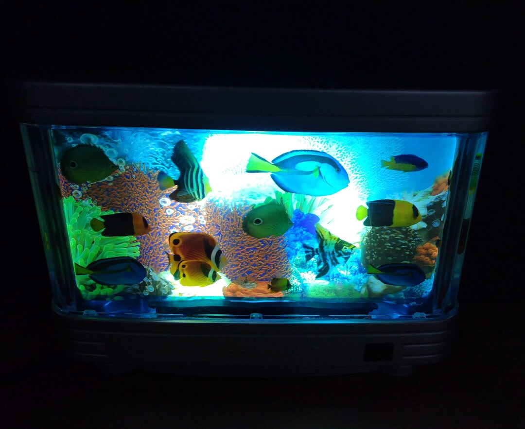 Artificial Tropical Fish Aquarium Lamp Virtual Ocean in Motion Lamp ...
