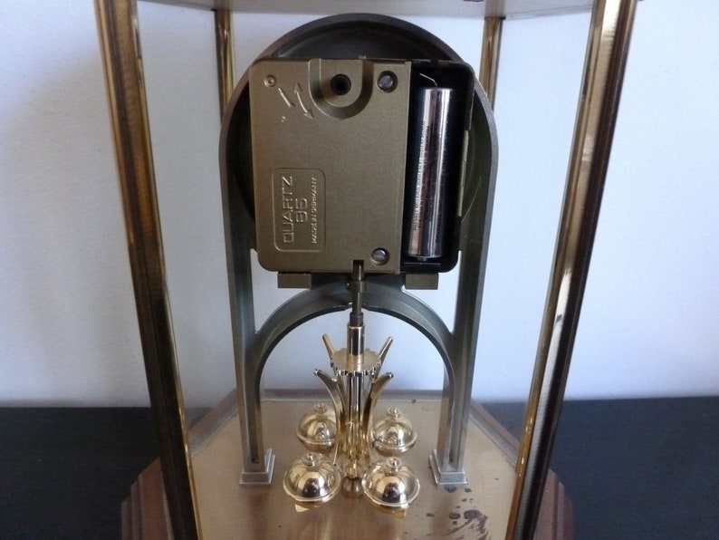Harris & Mallow Verichron Quartz Anniversary Clock West - Etsy