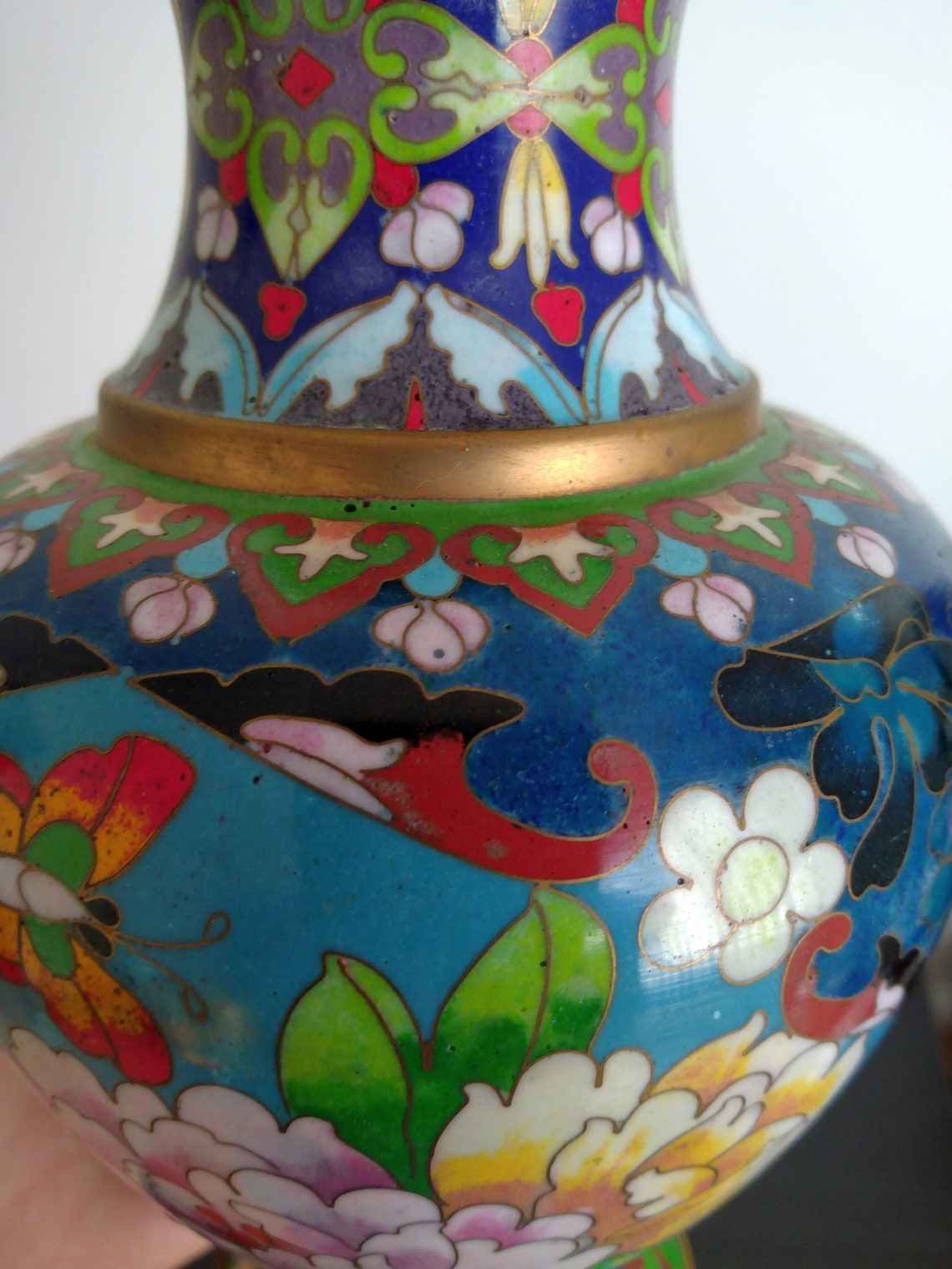 2 Chinese Jingfa Cloisonné Vase With Cranes, Flowers and Butterflies ...