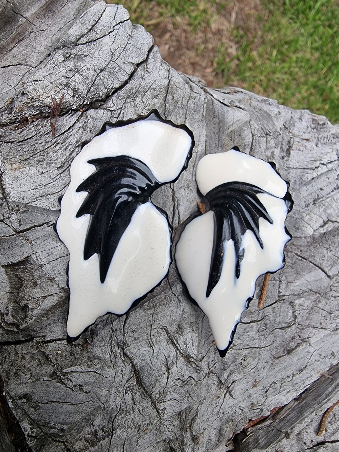 Vintage Metal Enamel Batwing Clip on Goth Halloween Earrings Bat - Etsy ...